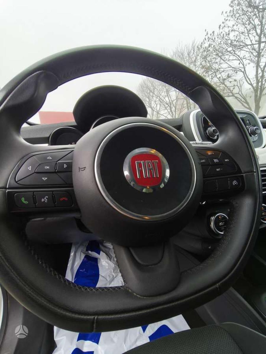 White Fiat 500-x 2015 in Klaipeda, with an engine capacity of 1.37 L and mileage of 150 thousand km for 7200 €, photo 18 on AUTOMOTO.COM.LV