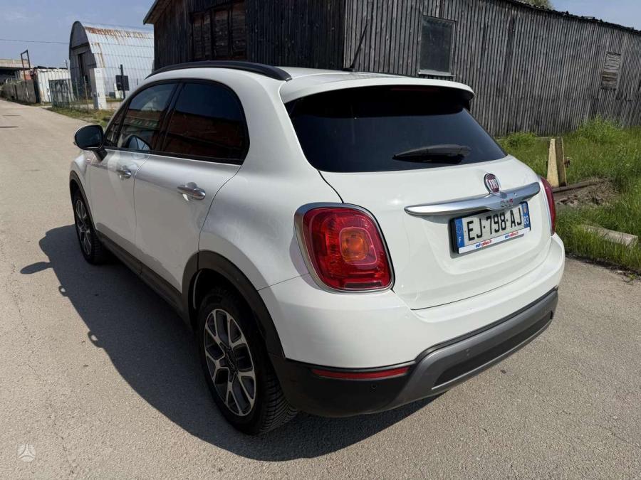 Balts Fiat 500-x 2016 Alīta, ar dzinēja tilpumu 1.60 L un nobraukumu 288 tūkst. km par 4600 €, foto 11 vietnē AUTOMOTO.COM.LV