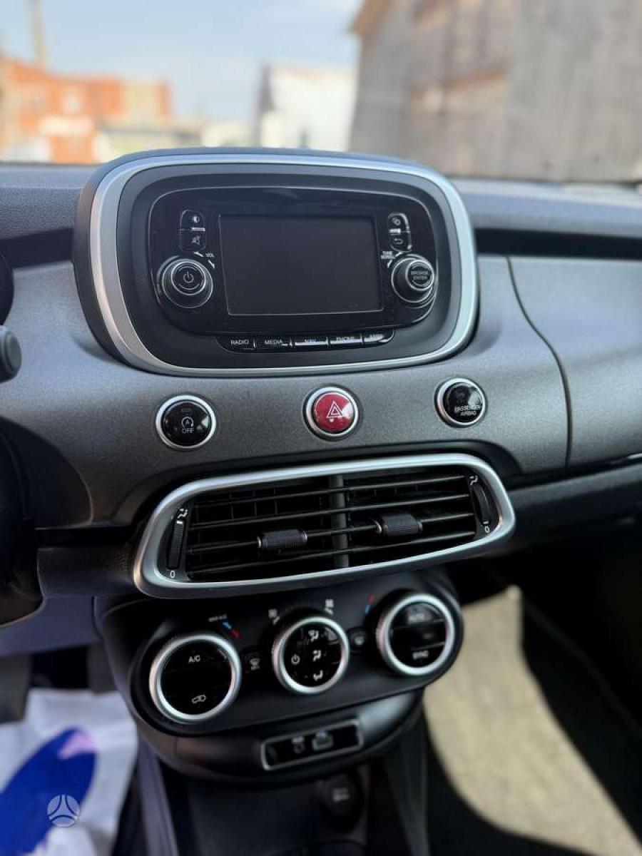 Balts Fiat 500-x 2016 Alīta, ar dzinēja tilpumu 1.60 L un nobraukumu 288 tūkst. km par 4600 €, foto 18 vietnē AUTOMOTO.COM.LV