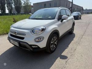 White Fiat 500-x 2016 in Alytus, with an engine capacity of 1.60 L and mileage of 288 thousand km for 4600 €, photo 3 on AUTOMOTO.COM.LV