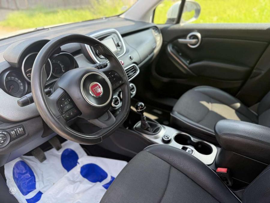 Balts Fiat 500-x 2016 Alīta, ar dzinēja tilpumu 1.60 L un nobraukumu 288 tūkst. km par 4500 €, foto 13 vietnē AUTOMOTO.COM.LV