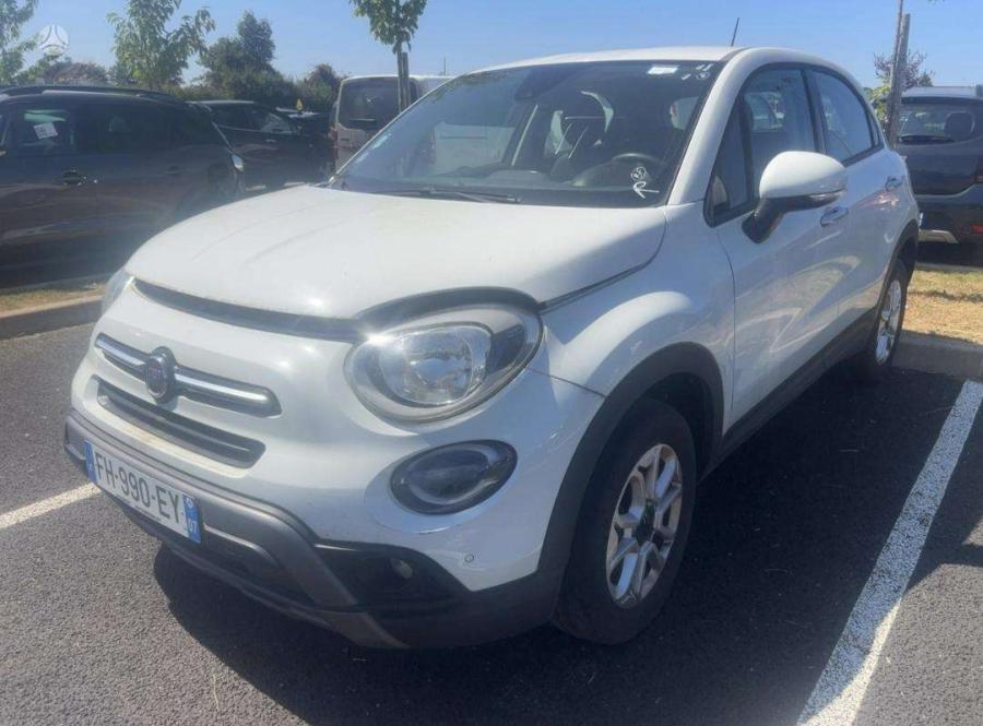 Balts Fiat 500-x 2019 Viļņa, ar dzinēja tilpumu 1.33 L un nobraukumu 80 tūkst. km par 8900 €, foto 1 vietnē AUTOMOTO.COM.LV