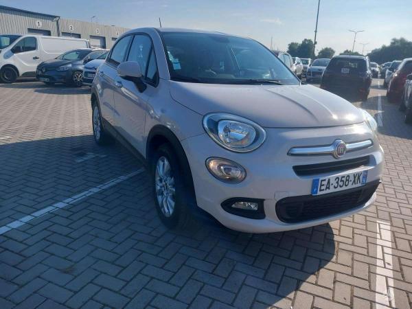 White Fiat 500-x 2016 in Taurage, with an engine capacity of 1.25 L and mileage of 203 thousand km for 4900 €, photo 4 on AUTOMOTO.COM.LV