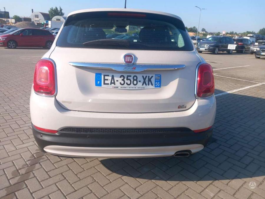 Balts Fiat 500-x 2016 Tauragė, ar dzinēja tilpumu 1.25 L un nobraukumu 203 tūkst. km par 4900 €, foto 8 vietnē AUTOMOTO.COM.LV