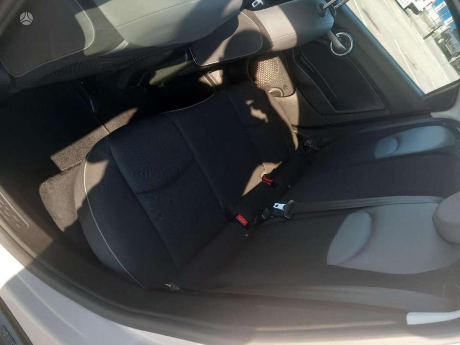Balts Fiat 500-x 2016 Tauragė, ar dzinēja tilpumu 1.25 L un nobraukumu 203 tūkst. km par 4900 €, foto 12 vietnē AUTOMOTO.COM.LV