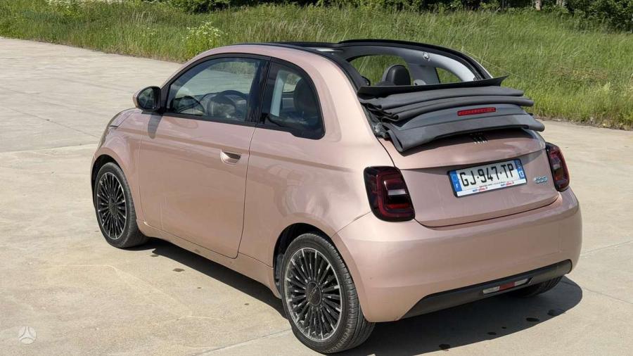 Yellow Fiat 500 2022 in Jonava, with an engine capacity of 0.00 L and mileage of 30 thousand km for 10400 €, photo 3 on AUTOMOTO.COM.LV