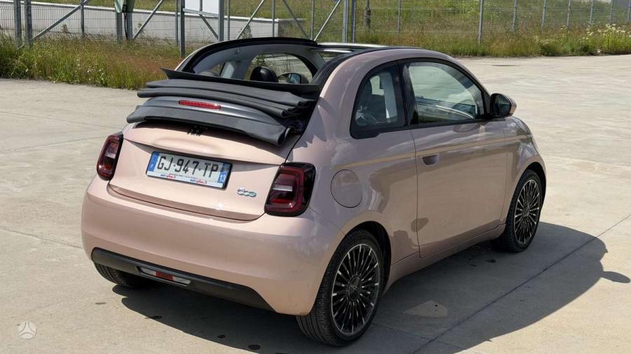 Yellow Fiat 500 2022 in Jonava, with an engine capacity of 0.00 L and mileage of 30 thousand km for 10400 €, photo 12 on AUTOMOTO.COM.LV