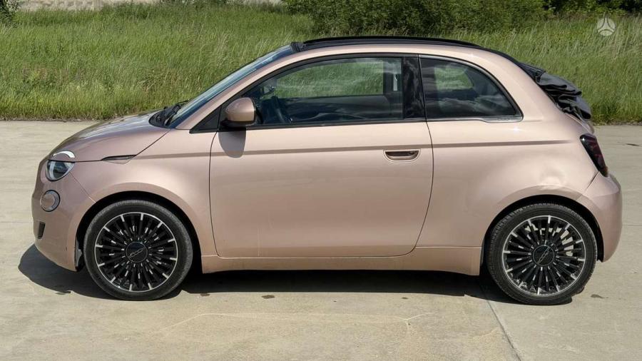 Yellow Fiat 500 2022 in Jonava, with an engine capacity of 0.00 L and mileage of 30 thousand km for 10400 €, photo 17 on AUTOMOTO.COM.LV