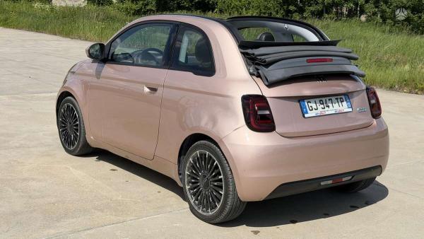 Dzeltens Fiat 500 2022 Jonava, ar dzinēja tilpumu 0.00 L un nobraukumu 30 tūkst. km par 10200 €, foto 2 vietnē AUTOMOTO.COM.LV