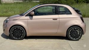 Dzeltens Fiat 500 2022 Jonava, ar dzinēja tilpumu 0.00 L un nobraukumu 30 tūkst. km par 10200 €, foto 9 vietnē AUTOMOTO.COM.LV