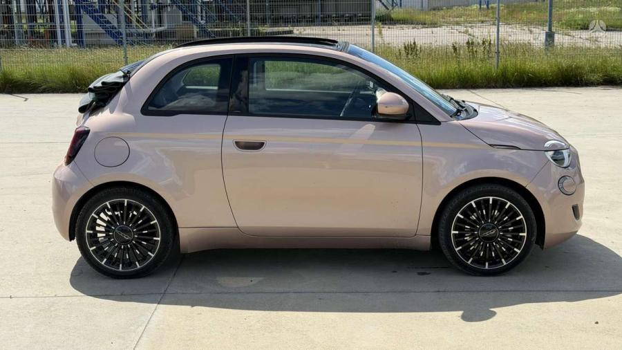 Dzeltens Fiat 500 2022 Jonava, ar dzinēja tilpumu 0.00 L un nobraukumu 30 tūkst. km par 10200 €, foto 13 vietnē AUTOMOTO.COM.LV