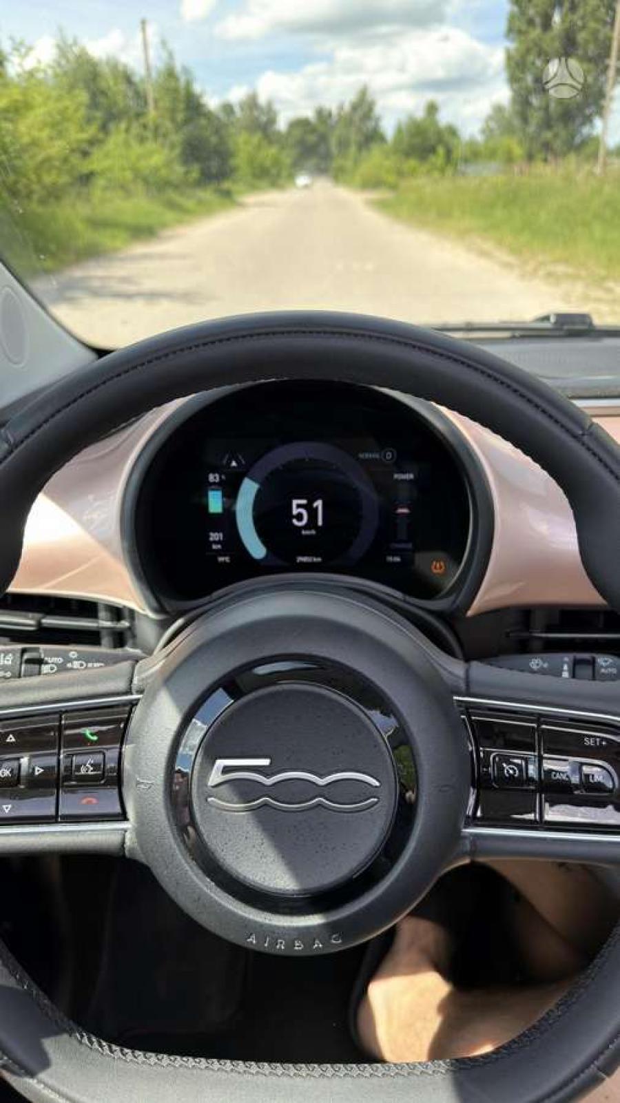 Dzeltens Fiat 500 2022 Jonava, ar dzinēja tilpumu 0.00 L un nobraukumu 30 tūkst. km par 10200 €, foto 23 vietnē AUTOMOTO.COM.LV