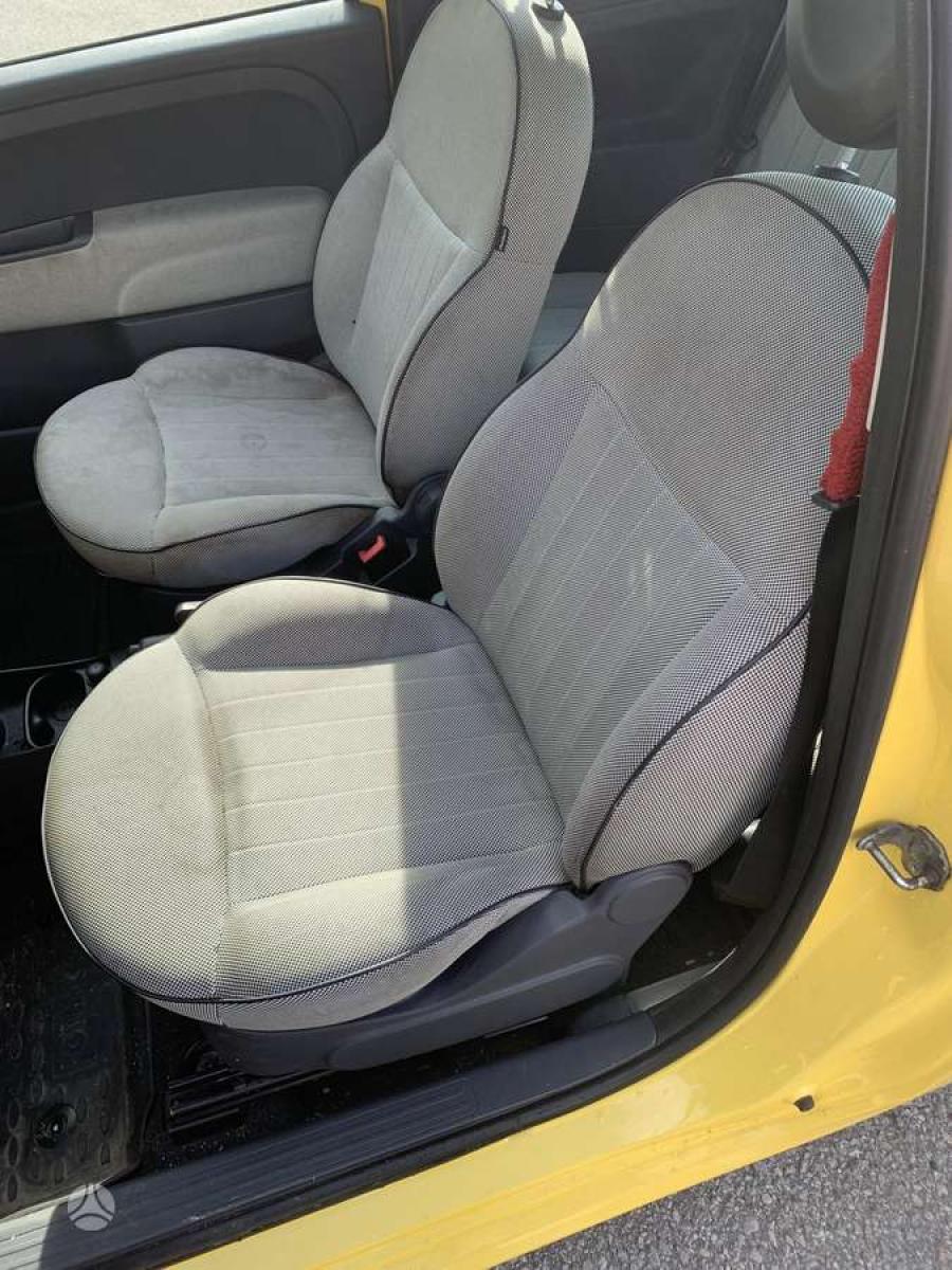 Dzeltens Fiat 500 2010 Utena, ar dzinēja tilpumu 1.25 L un nobraukumu 200 tūkst. km par 2250 €, foto 13 vietnē AUTOMOTO.COM.LV