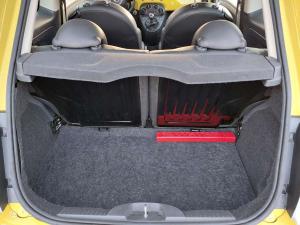 Dzeltens Fiat 500 2010 Kauņa, ar dzinēja tilpumu 1.25 L un nobraukumu 168 tūkst. km par 3500 €, foto 10 vietnē AUTOMOTO.COM.LV