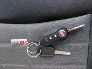 Dzeltens Fiat 500 2010 Kauņa, ar dzinēja tilpumu 1.25 L un nobraukumu 168 tūkst. km par 3500 €, foto 14 vietnē AUTOMOTO.COM.LV