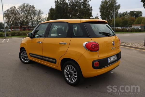 Fiat 500 2012 Rīga vietnē Dzeltens Fiat 500 2012 Rīga, ar dzinēja tilpumu 1.30 L un nobraukumu 199 tūkst. km par 5990 €, foto 6 vietnē AUTOMOTO.COM.LV