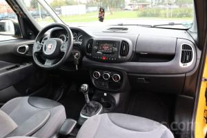 Yellow Fiat 500 2012 in Riga, with an engine capacity of 1.30 L and mileage of 199 thousand km for 5990 €, photo 10 on AUTOMOTO.COM.LV