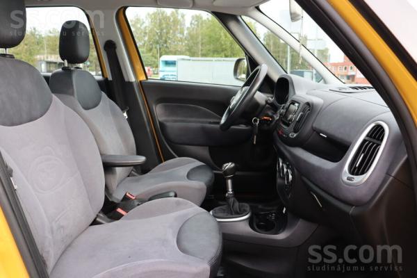 Fiat 500 2012 Rīga vietnē Dzeltens Fiat 500 2012 Rīga, ar dzinēja tilpumu 1.30 L un nobraukumu 199 tūkst. km par 5990 €, foto 11 vietnē AUTOMOTO.COM.LV