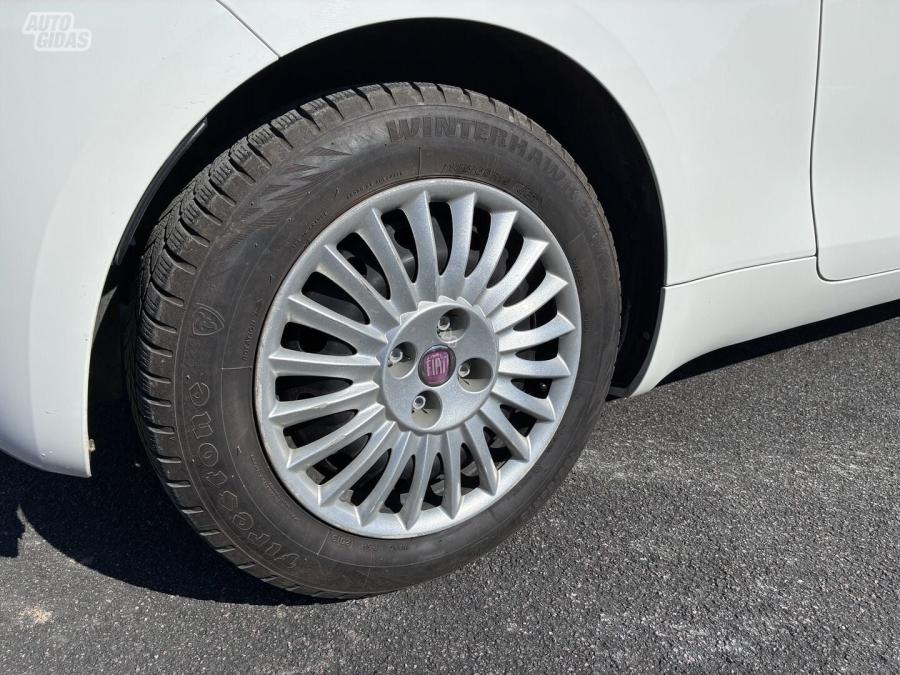 Fiat 500e 2022 in Vilnius, with an engine capacity of 0.00 L and mileage of 32 thousand km for 14200 €, photo 16 on AUTOMOTO.COM.LV