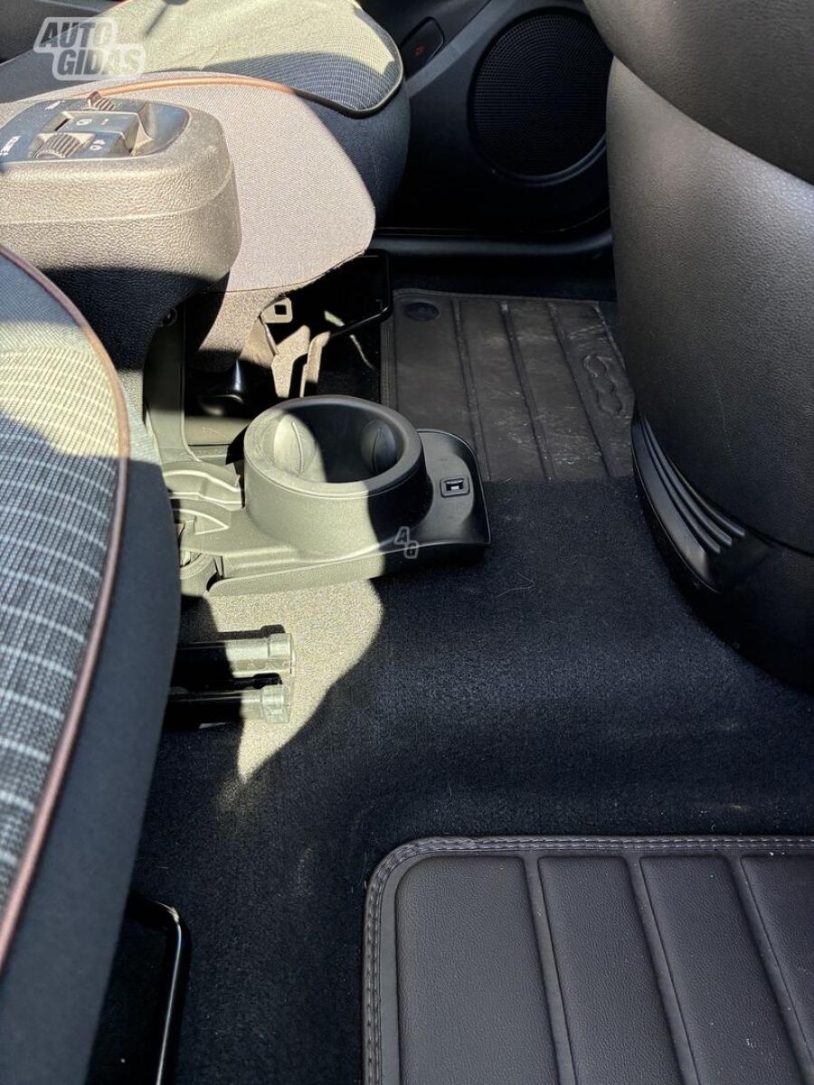 Fiat 500e 2022 in Vilnius, with an engine capacity of 0.00 L and mileage of 32 thousand km for 14200 €, photo 28 on AUTOMOTO.COM.LV