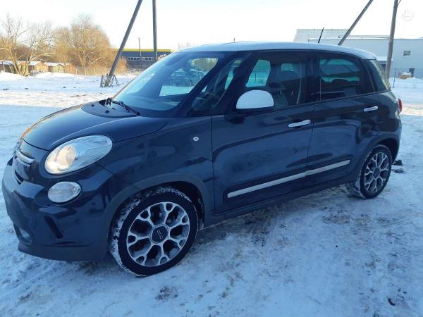 Melns Fiat 500L 2015 Kauņa, ar dzinēja tilpumu 1.60 L un nobraukumu 201 tūkst. km par 4850 €, foto 7 vietnē AUTOMOTO.COM.LV
