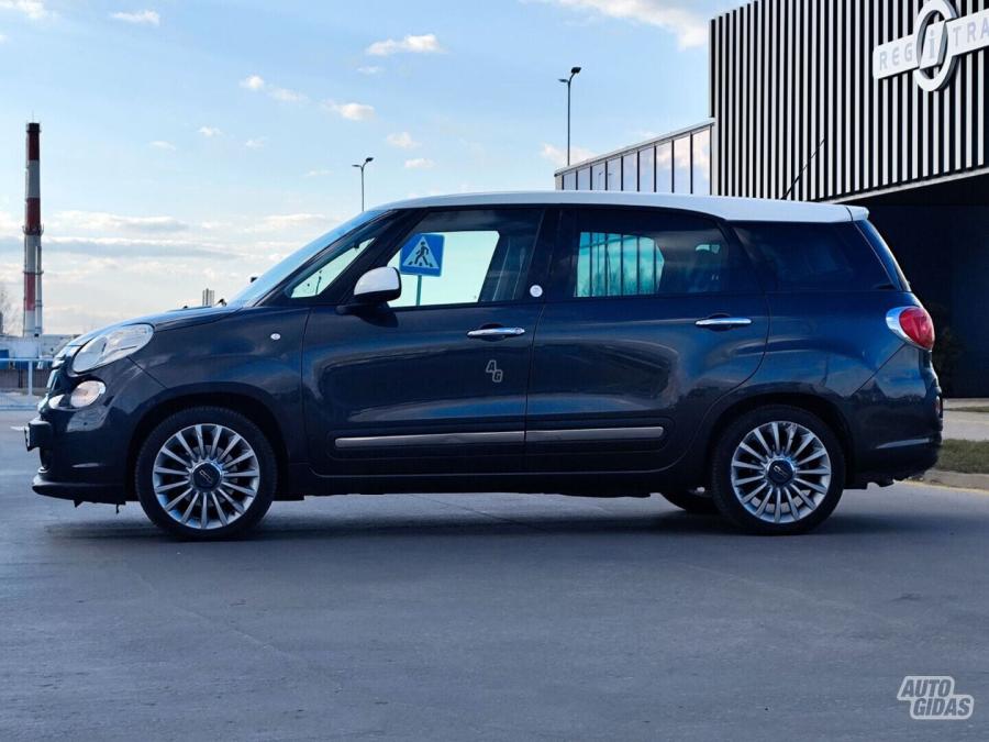 Black Fiat 500L 2014 in Siauliai, with an engine capacity of 1.60 L and mileage of 189 thousand km for 4600 €, photo 5 on AUTOMOTO.COM.LV