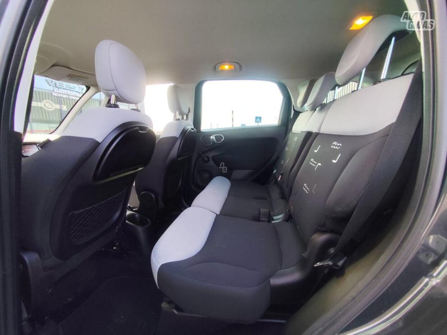 Black Fiat 500L 2014 in Siauliai, with an engine capacity of 1.60 L and mileage of 189 thousand km for 4600 €, photo 20 on AUTOMOTO.COM.LV