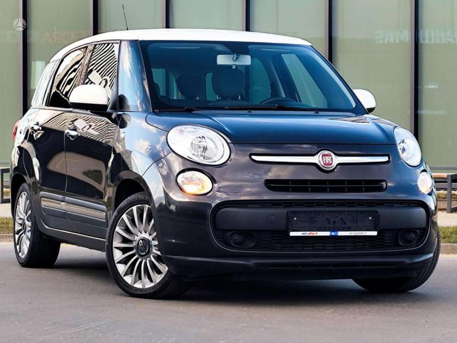 Black Fiat 500L 2014 in Siauliai, with an engine capacity of 1.60 L and mileage of 189 thousand km for 3990 €, photo 2 on AUTOMOTO.COM.LV