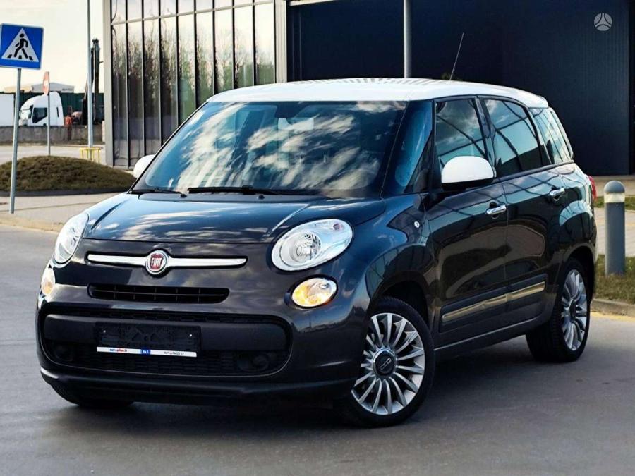 Black Fiat 500L 2014 in Siauliai, with an engine capacity of 1.60 L and mileage of 189 thousand km for 3990 €, photo 7 on AUTOMOTO.COM.LV