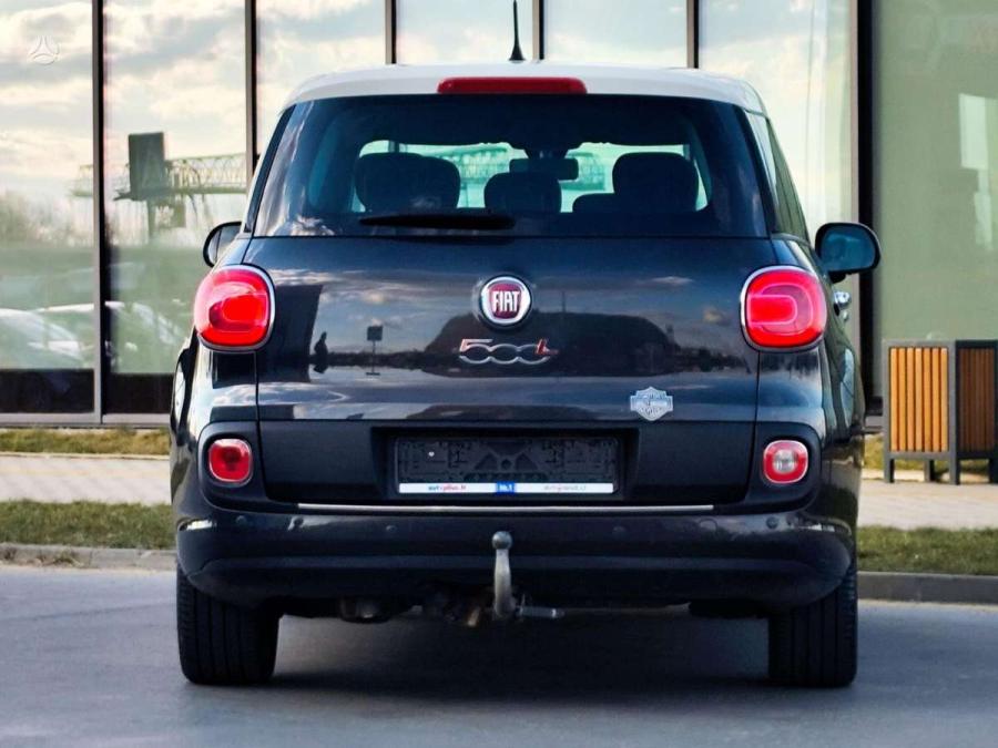 Black Fiat 500L 2014 in Siauliai, with an engine capacity of 1.60 L and mileage of 189 thousand km for 3990 €, photo 12 on AUTOMOTO.COM.LV