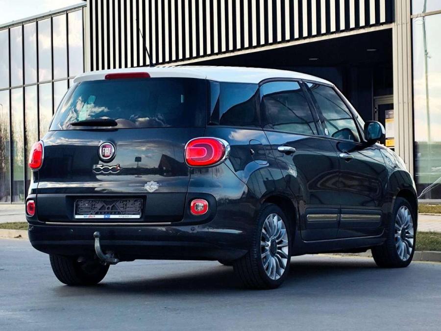 Black Fiat 500L 2014 in Siauliai, with an engine capacity of 1.60 L and mileage of 189 thousand km for 3990 €, photo 16 on AUTOMOTO.COM.LV