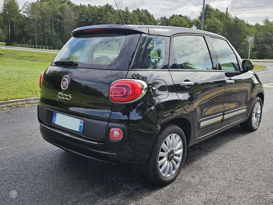 Черный Фиат 500L 2016 в Таураге, объемом двигателя 0.90 л и пробегом 120 тыс. км за 4000 €, фото 5 на AUTOMOTO.COM.LV