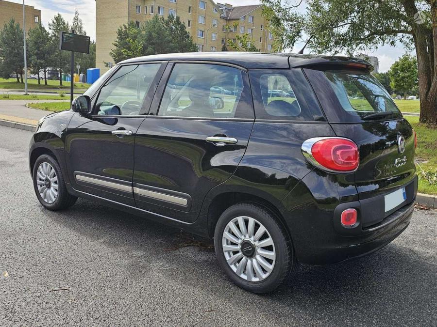 Черный Фиат 500L 2016 в Таураге, объемом двигателя 0.90 л и пробегом 120 тыс. км за 4000 €, фото 7 на AUTOMOTO.COM.LV