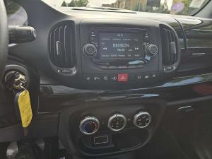 Черный Фиат 500L 2016 в Таураге, объемом двигателя 0.90 л и пробегом 120 тыс. км за 4000 €, фото 9 на AUTOMOTO.COM.LV