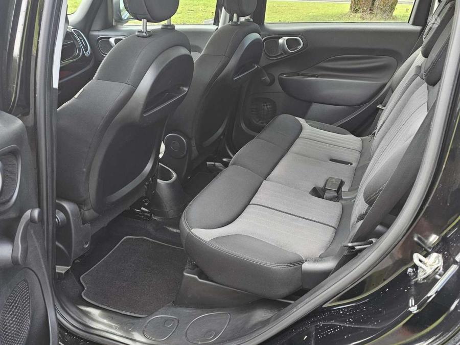 Черный Фиат 500L 2016 в Таураге, объемом двигателя 0.90 л и пробегом 120 тыс. км за 4000 €, фото 12 на AUTOMOTO.COM.LV