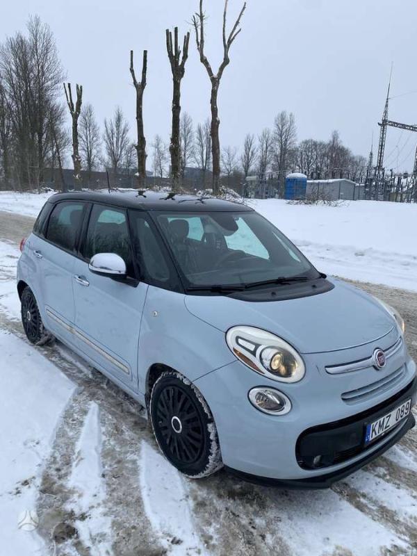 Blue Fiat 500L 2014 in Vilnius, with an engine capacity of 1.40 L and mileage of 269 thousand km for 4500 €, photo 4 on AUTOMOTO.COM.LV