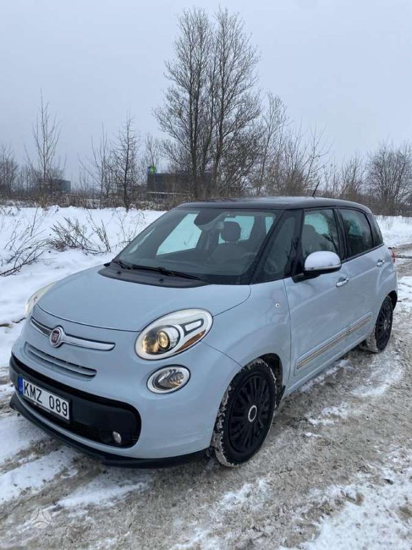 Zils Fiat 500L 2026 Viļņa, ar dzinēja tilpumu 1.40 L un nobraukumu 270 tūkst. km par 4700 €, foto 5 vietnē AUTOMOTO.COM.LV