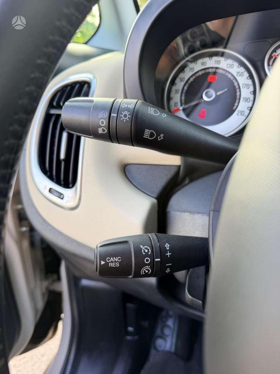 Brūns Fiat 500L 2013 Tauragė, ar dzinēja tilpumu 1.25 L un nobraukumu 190 tūkst. km par 3699 €, foto 11 vietnē AUTOMOTO.COM.LV