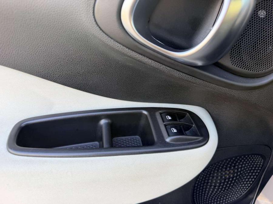 Brūns Fiat 500L 2013 Tauragė, ar dzinēja tilpumu 1.25 L un nobraukumu 190 tūkst. km par 3699 €, foto 15 vietnē AUTOMOTO.COM.LV
