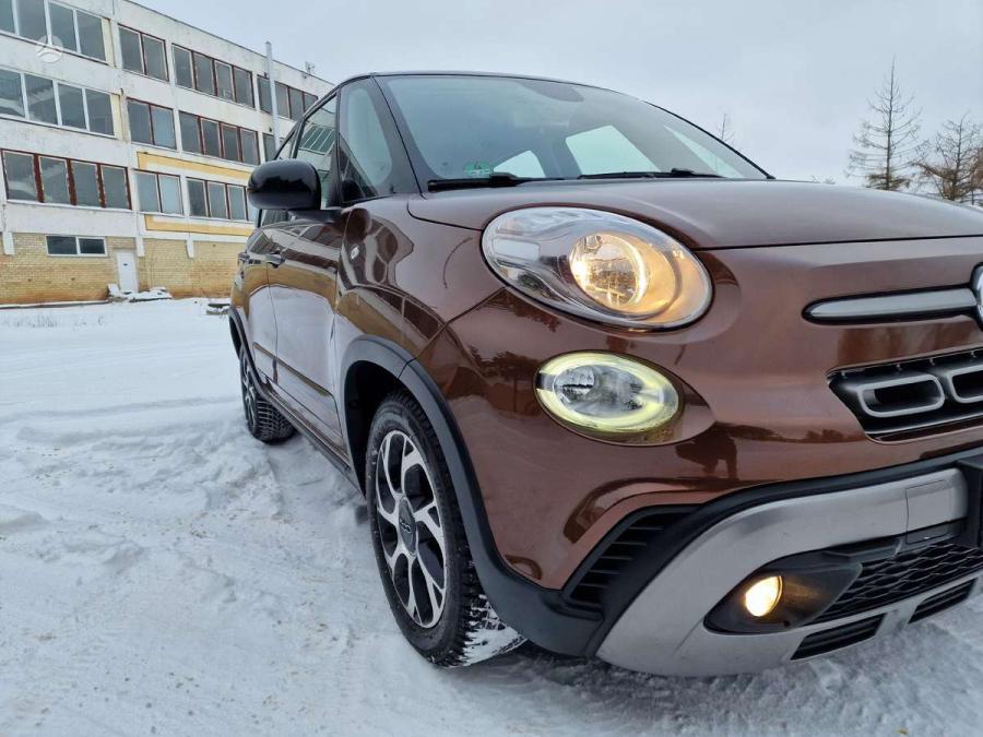 Brūns Fiat 500L 2019 Panevēža, ar dzinēja tilpumu 1.60 L un nobraukumu 203 tūkst. km par 6850 €, foto 11 vietnē AUTOMOTO.COM.LV