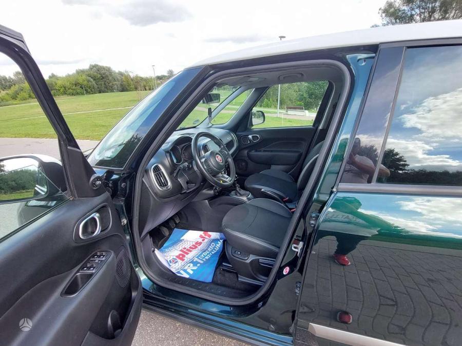 Green Fiat 500L 2018 in Vilnius, with an engine capacity of 1.60 L and mileage of 207 thousand km for 5450 €, photo 16 on AUTOMOTO.COM.LV