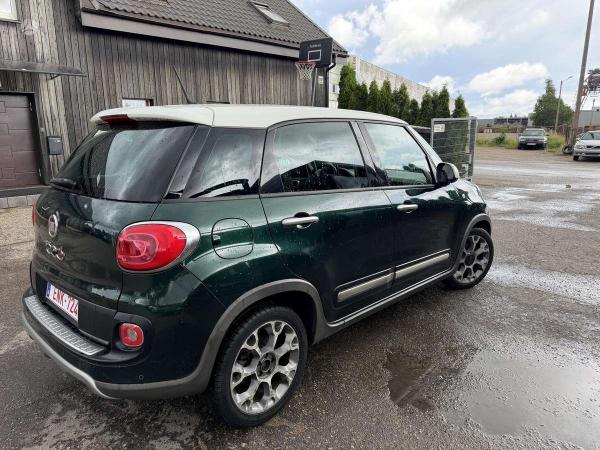 Zaļš Fiat 500L 2014 Utena, ar dzinēja tilpumu 1.60 L un nobraukumu 252 tūkst. km par 4650 €, foto 4 vietnē AUTOMOTO.COM.LV