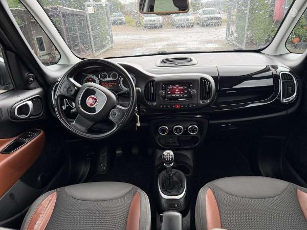 Zaļš Fiat 500L 2014 Utena, ar dzinēja tilpumu 1.60 L un nobraukumu 252 tūkst. km par 4650 €, foto 7 vietnē AUTOMOTO.COM.LV