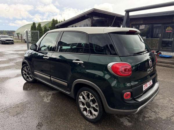 Green Fiat 500L 2014 in Utena, with an engine capacity of 1.60 L and mileage of 252 thousand km for 4650 €, photo 3 on AUTOMOTO.COM.LV