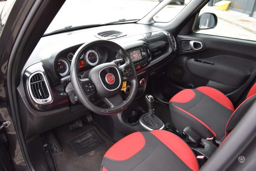 Серый Фиат 500L 2015 в Вильнюс, объемом двигателя 1.25 л и пробегом 112 тыс. км за 5500 €, фото 14 на AUTOMOTO.COM.LV