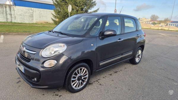 Pelēks Fiat 500L 2015 Tauragė, ar dzinēja tilpumu 1.25 L un nobraukumu 179 tūkst. km par 3800 €, foto 2 vietnē AUTOMOTO.COM.LV