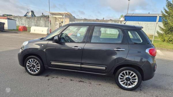 Pelēks Fiat 500L 2015 Tauragė, ar dzinēja tilpumu 1.25 L un nobraukumu 179 tūkst. km par 3800 €, foto 4 vietnē AUTOMOTO.COM.LV
