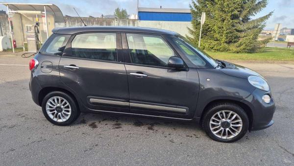 Pelēks Fiat 500L 2015 Tauragė, ar dzinēja tilpumu 1.25 L un nobraukumu 179 tūkst. km par 3800 €, foto 10 vietnē AUTOMOTO.COM.LV