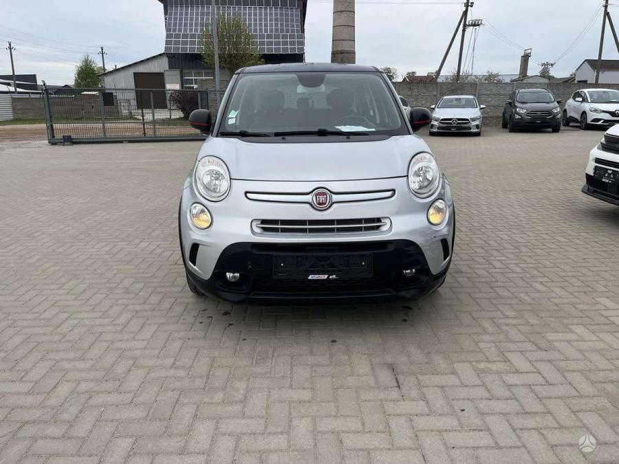 Grey Fiat 500L 2016 in Taurage, with an engine capacity of 1.60 L and mileage of 196 thousand km for 5100 €, photo 3 on AUTOMOTO.COM.LV