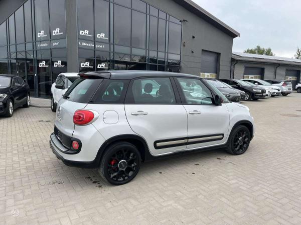 Grey Fiat 500L 2016 in Taurage, with an engine capacity of 1.60 L and mileage of 196 thousand km for 5100 €, photo 5 on AUTOMOTO.COM.LV